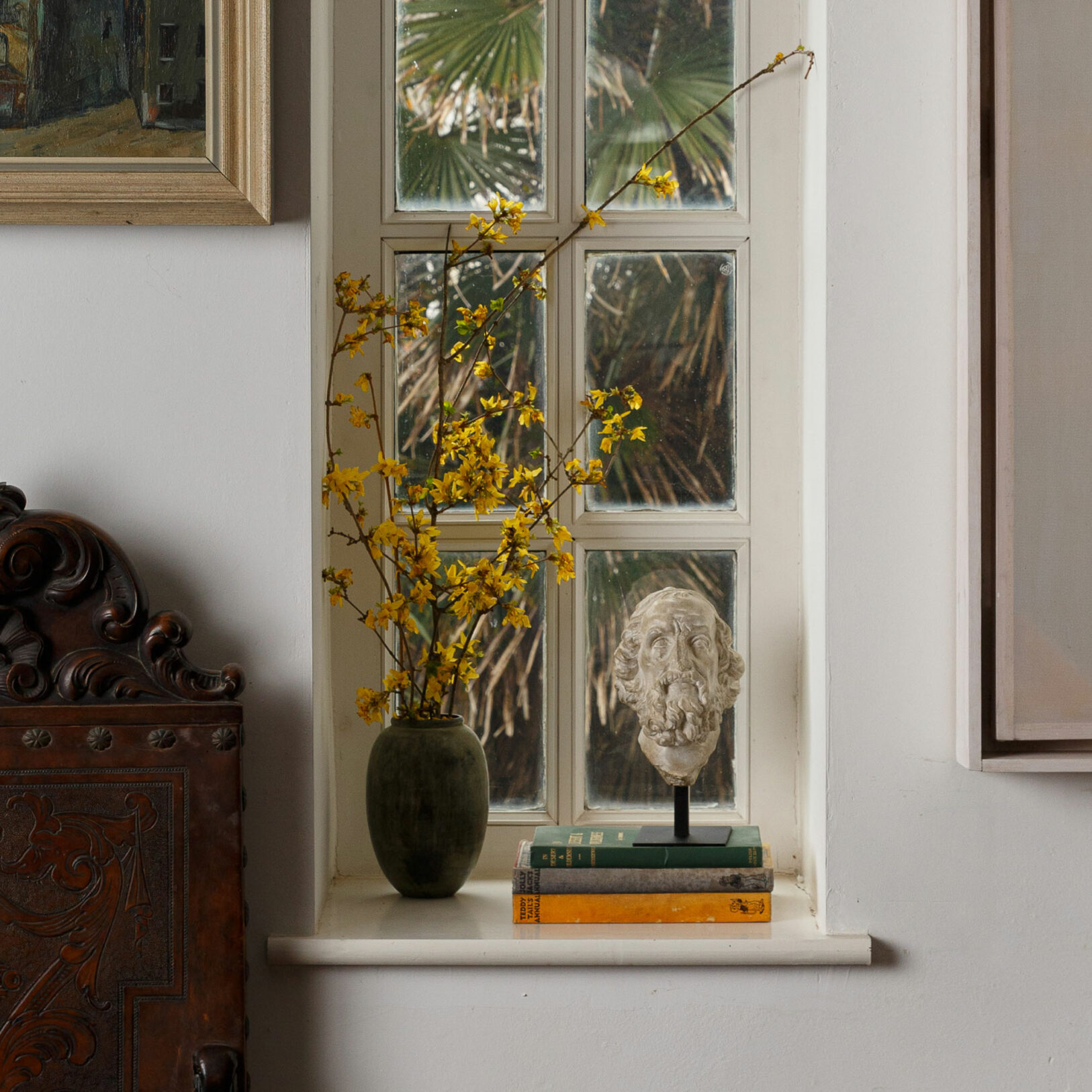 Spiro Bust on Stand - male bust sculpture